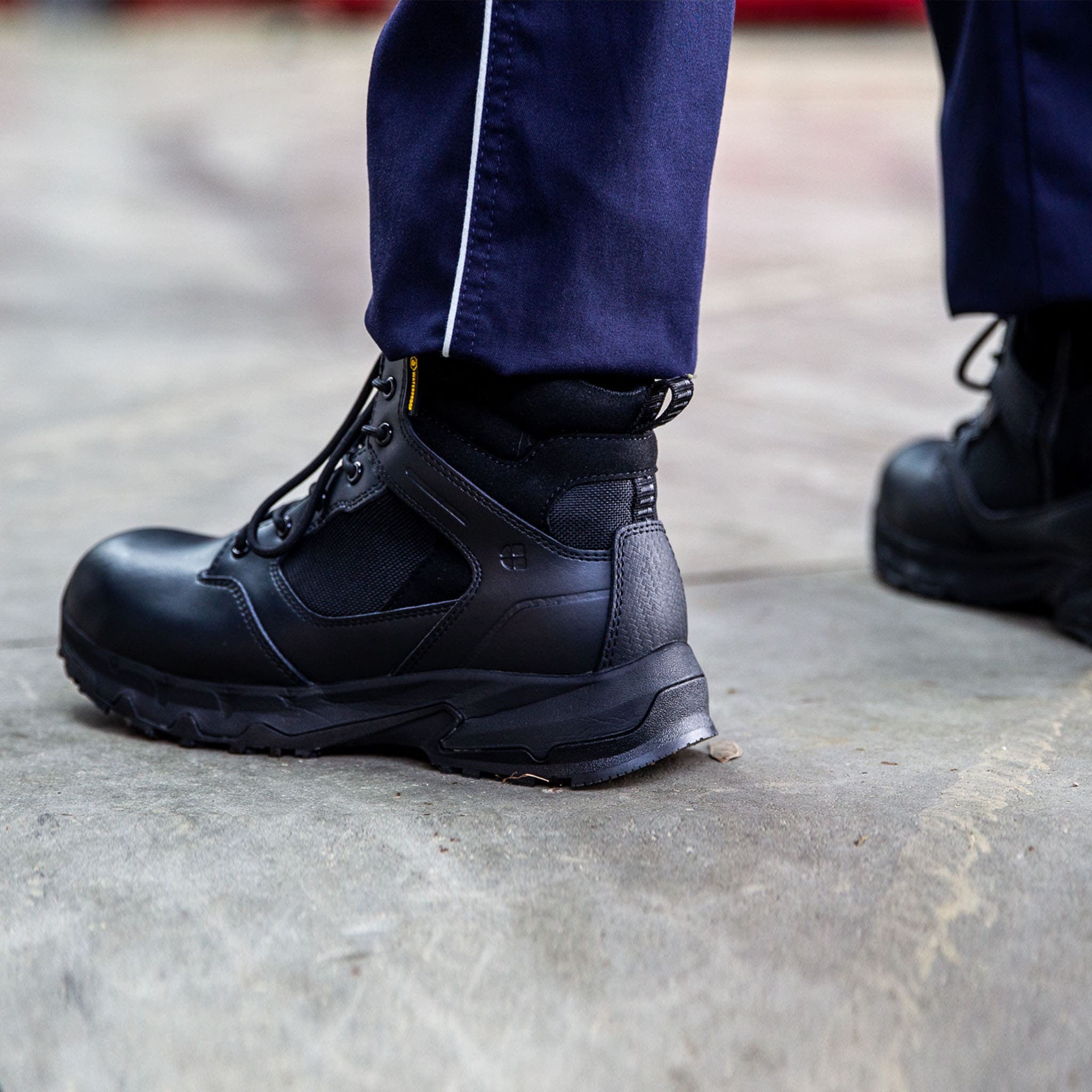 Chaussures antidérapantes pour hommes, personnel de sécurité | Shoes ...